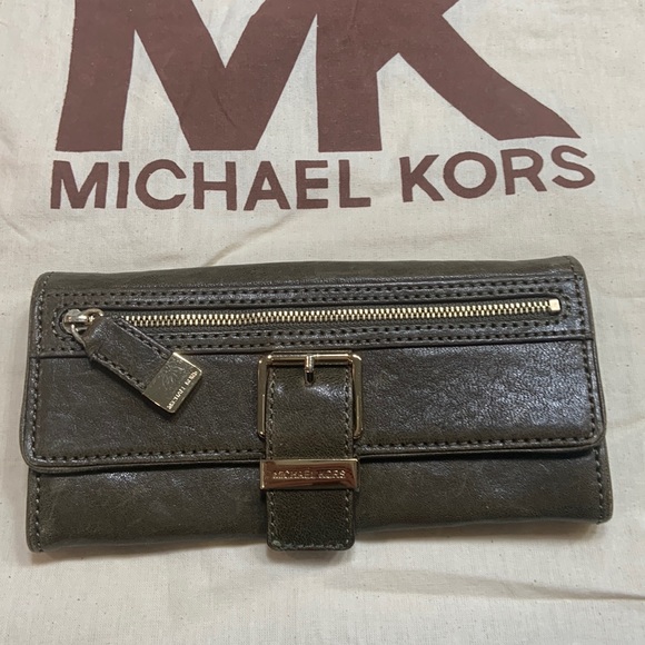 Michael Kors | Bags | Authentic Michael Kors Vintage Olive Green ...